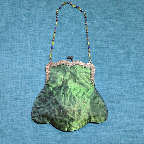 Vintage | Bags | Vintage Green Satin Beaded Snap Closure Purse | Poshmark